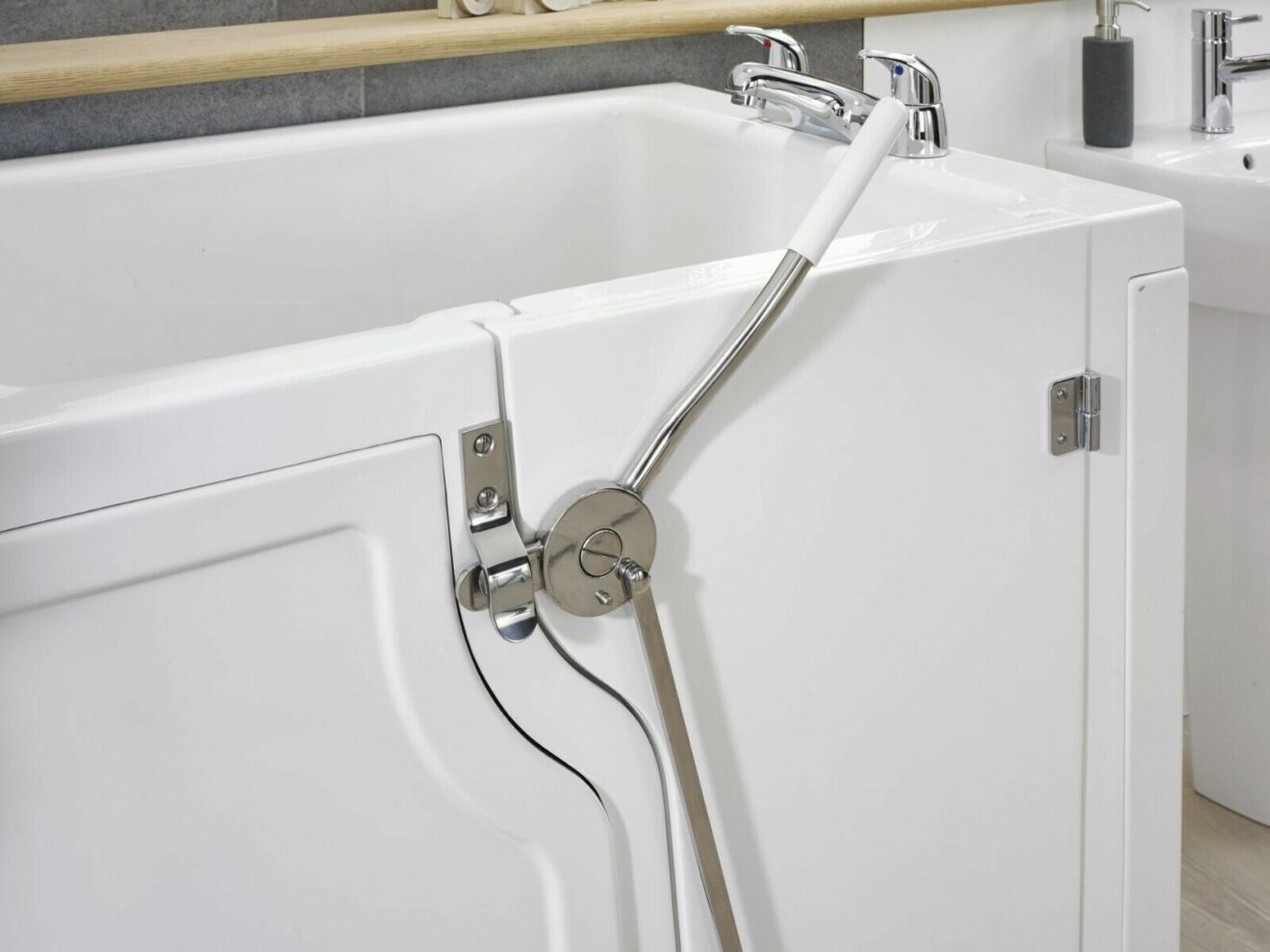 Access Vermont Compact Walk-In Bath 950mm x 660mm - Deep Soak - With ...