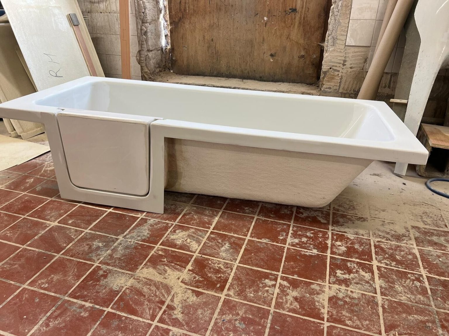 British Baths Empress Walk-In Bath - No Seat - Left or Right Door ...